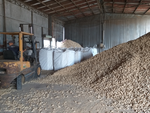 compressed corn cob - Provider, Supplier, Manufacturer compressed corn ...
